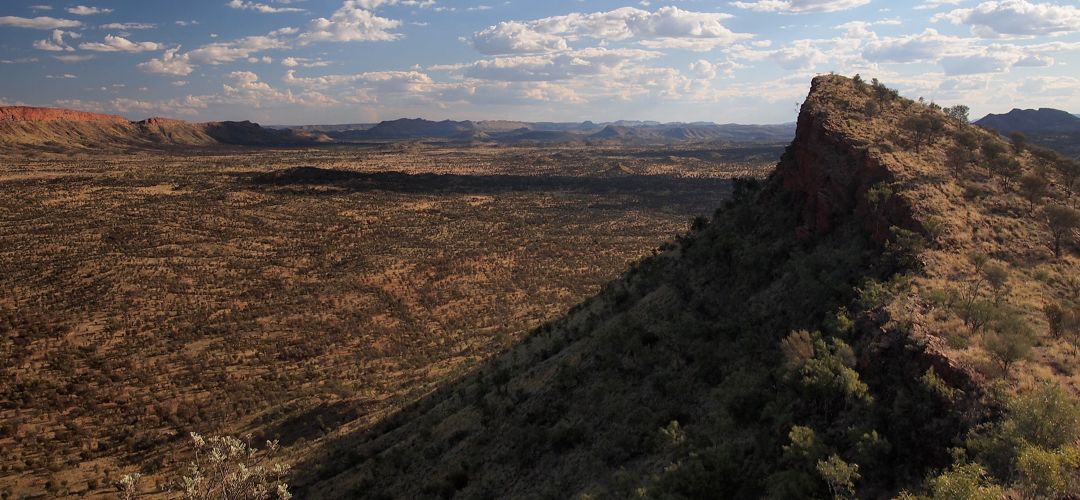 Day 1 | Wallaby Gap: marching off on the Larapinta | tramping new zealand